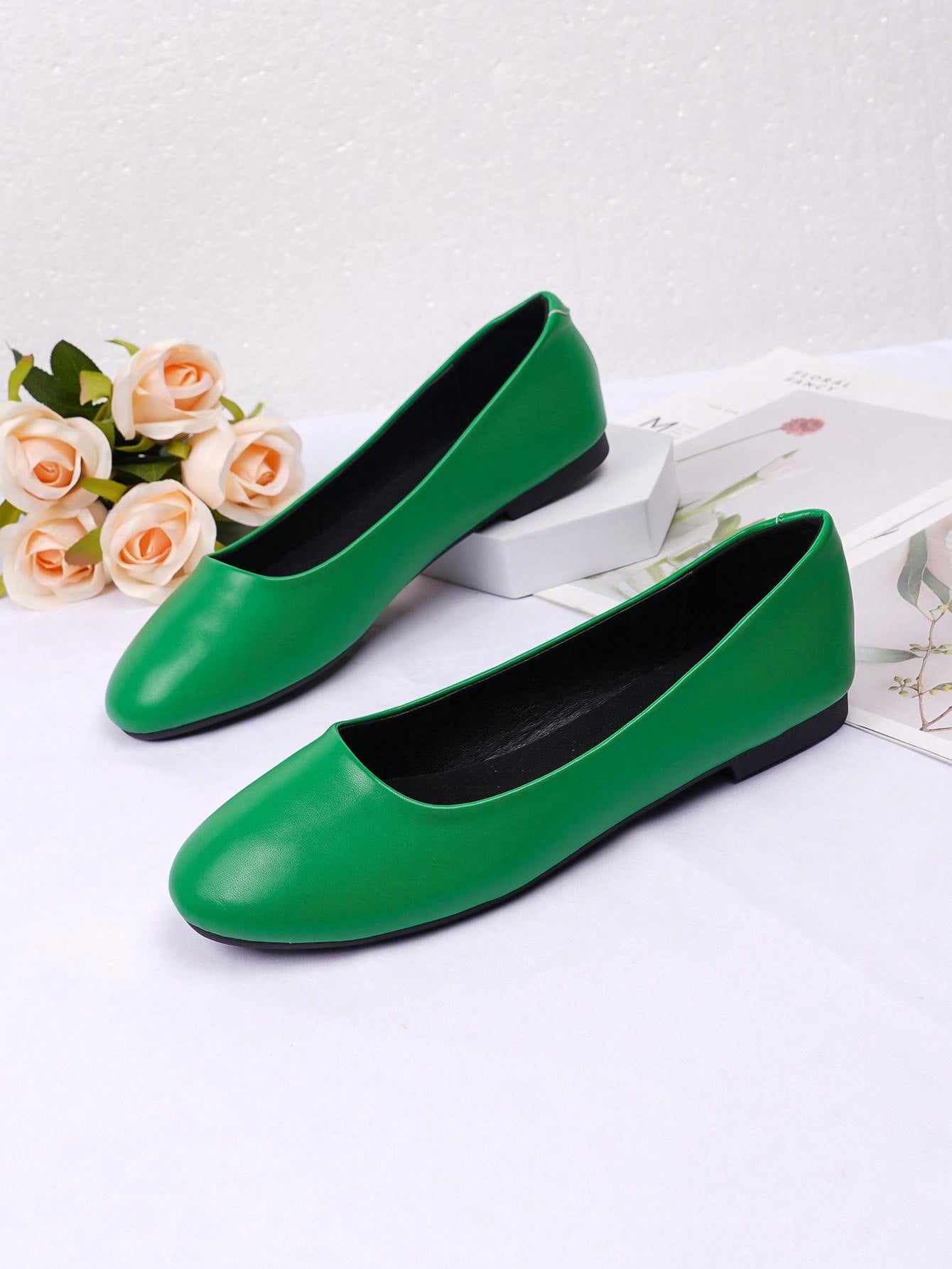 Ladies Matte Soft Leather Round-Toe Low-Cut Flat Shoes, Vacation Style ...