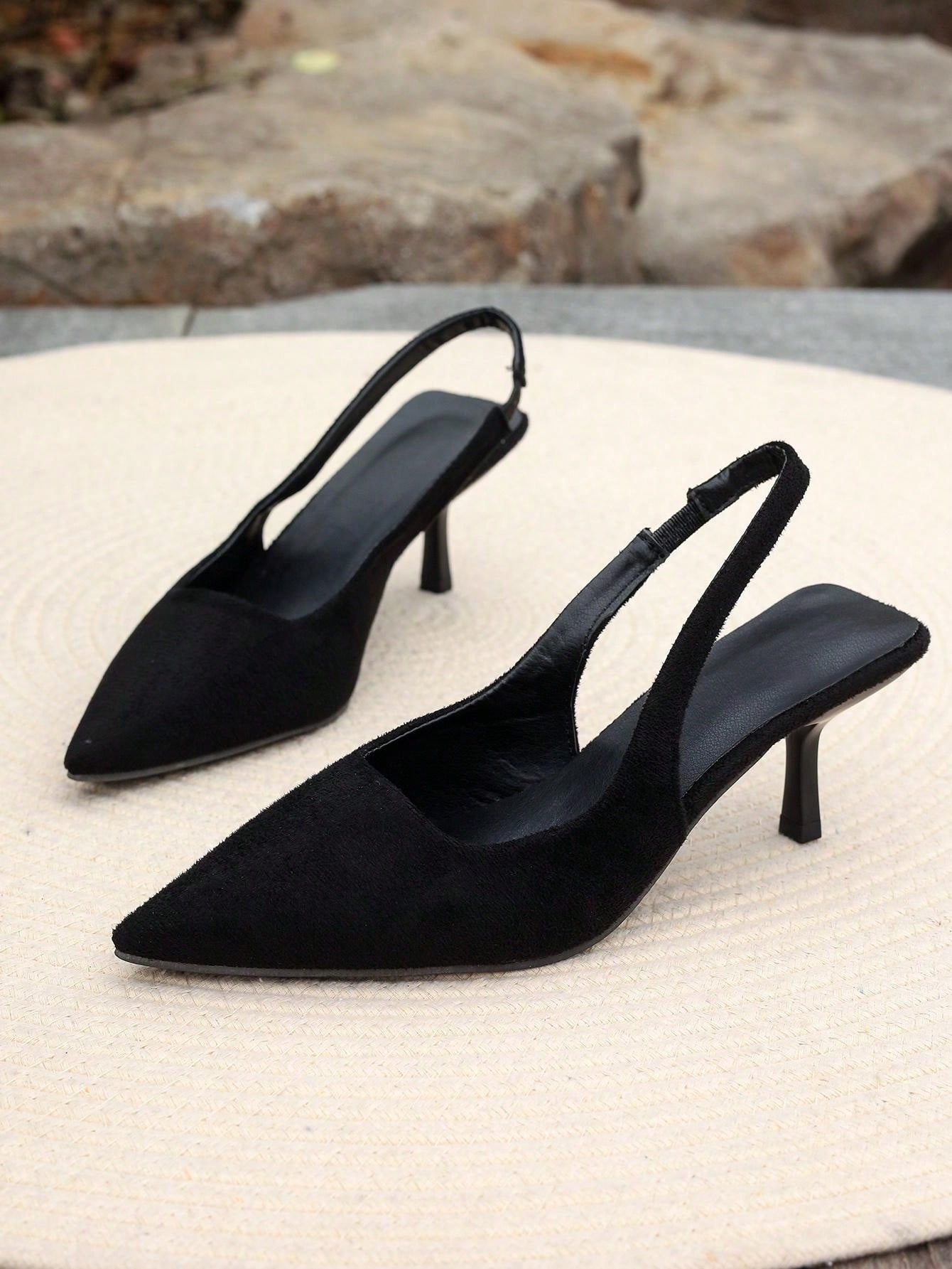 New Arrival Ladies' Elegant Low Heel Shoes, Same Style As Worn By ...