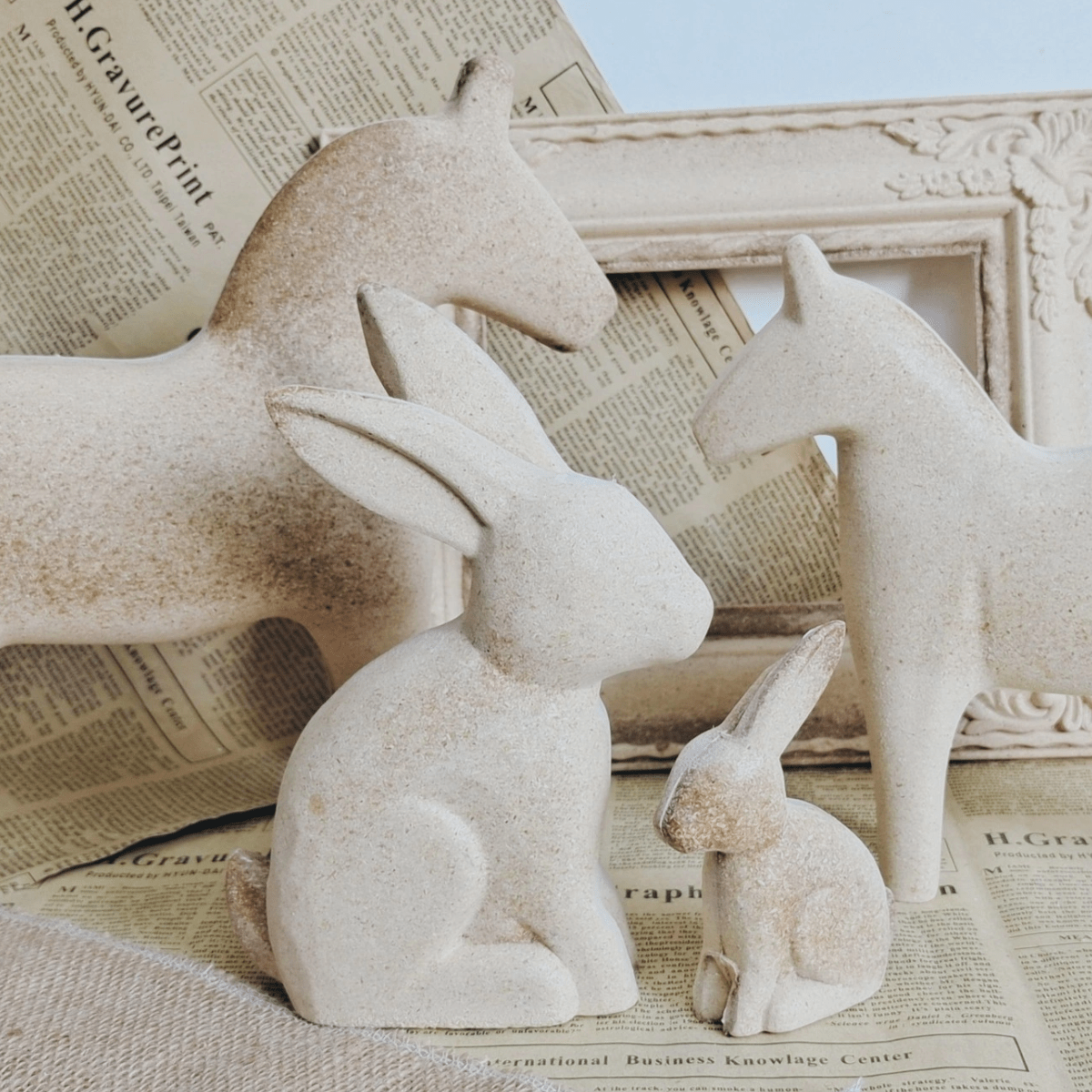 A Pair Of Rabbits Ornaments Handmade Material White Embryo DIY Mosaic ...