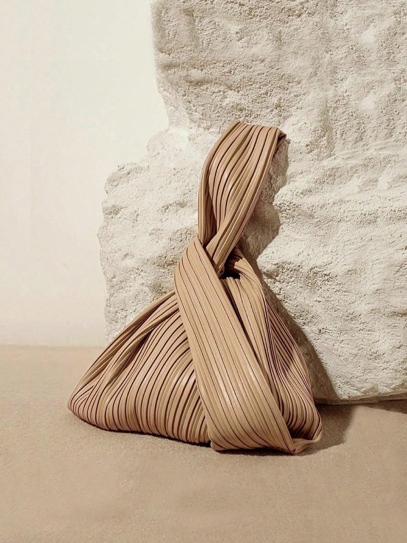 2024 New Arrival Vintage French Style Soft Folded Commuter Handbag ...