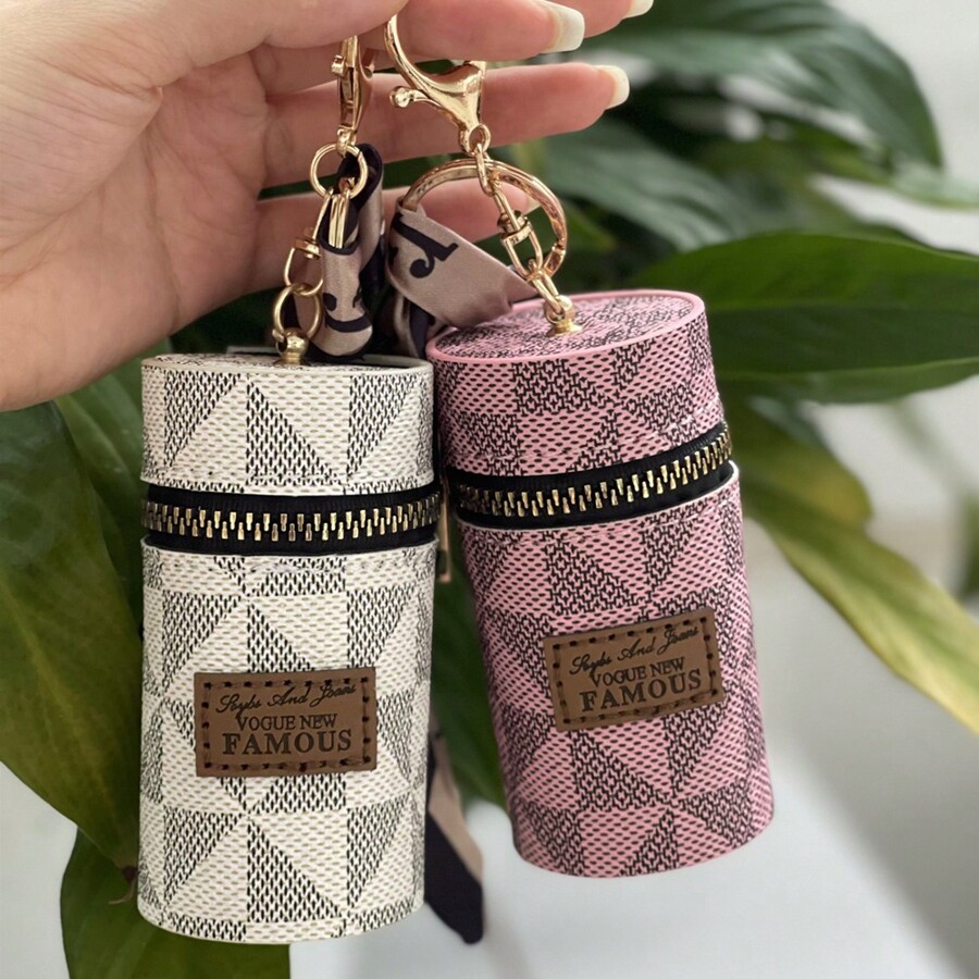 (Random Fabric Cutting) 1pc Cosmetic Lipstick Case Keychain Mini Round ...