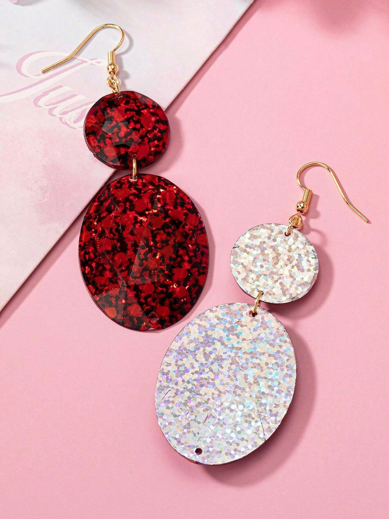 A Pair Of Personalized Trendy Circular Small Sequins, Fashionable And ...
