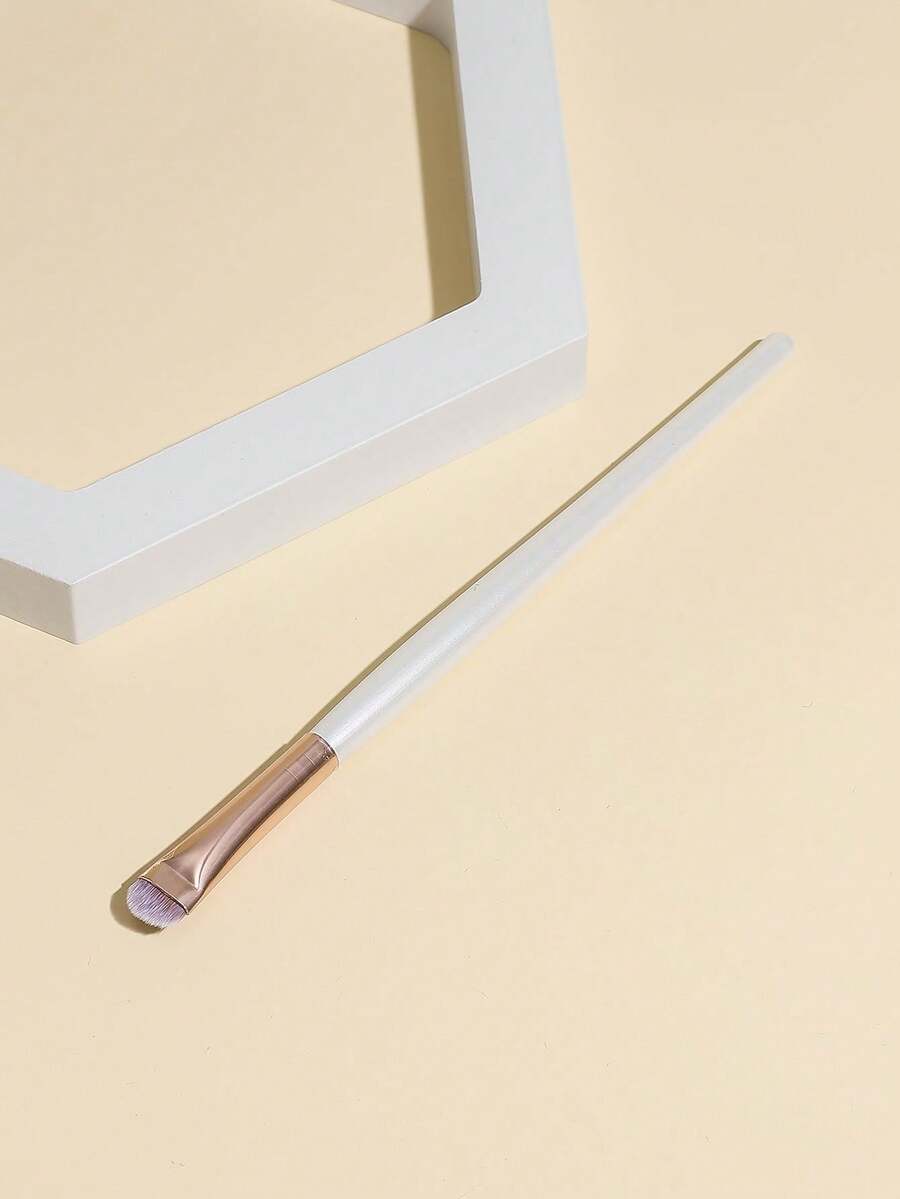 Single Eye Shadow Brush Nose Shadow Brush Multifunctional Detail ...