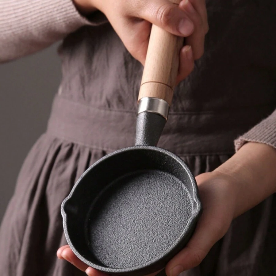New Popular Wooden Handle Cast Iron Mini Frying Pan Hot Pot For Home ...
