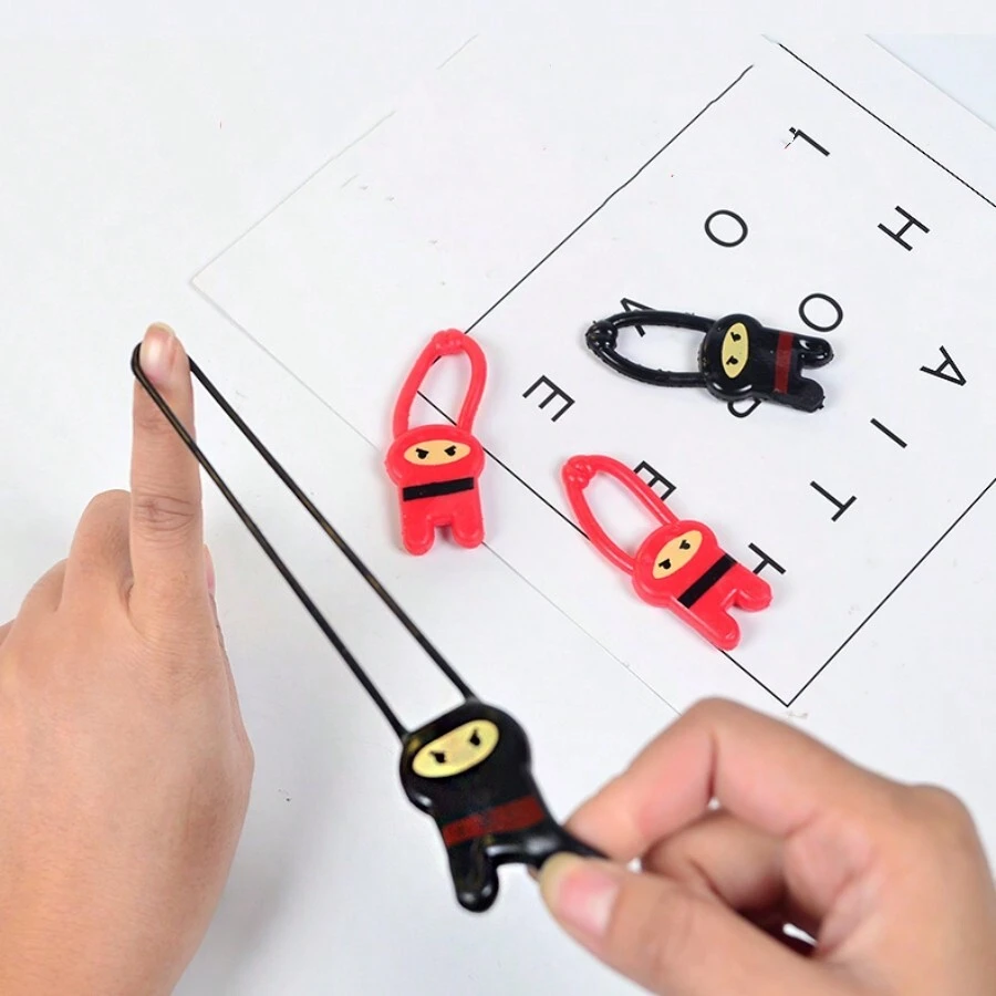 Launcher Finger Slingshot Toy With Elastic , Finger Ejection Small Gift ...