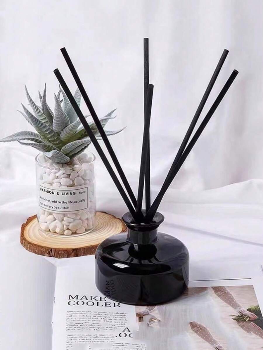 10pcs Liquid Fragrance Dispenser With Black & White Fiber Reed Sticks ...