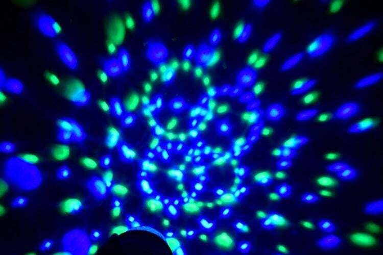 Luz de escenario LED Mini Magic Ball Light con control remoto, luz de ...