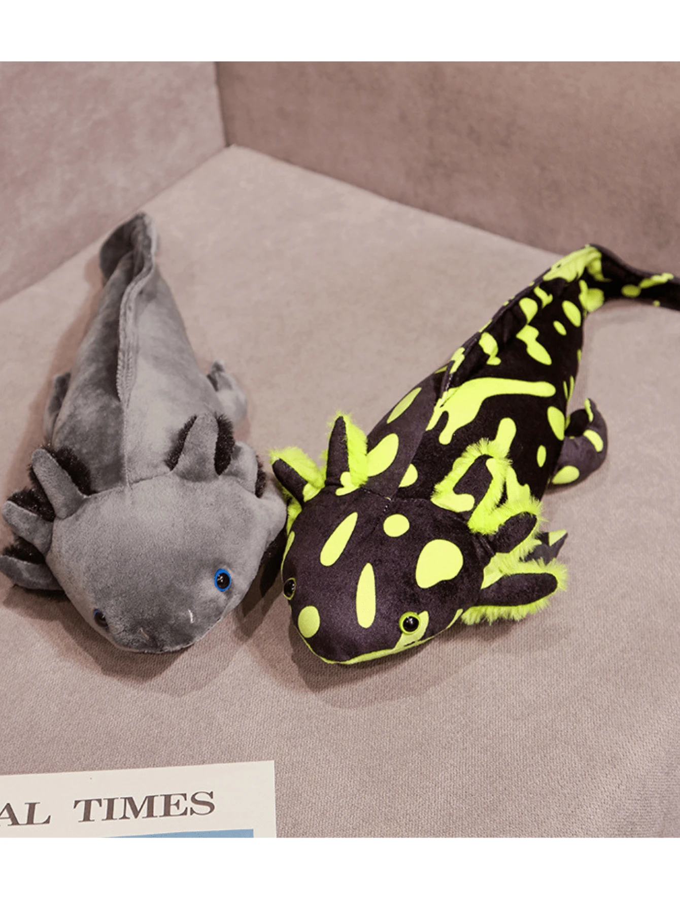 80cm/31.5in Cartoon Axolotl Plush Toys Realistic Ambystoma Creepy ...