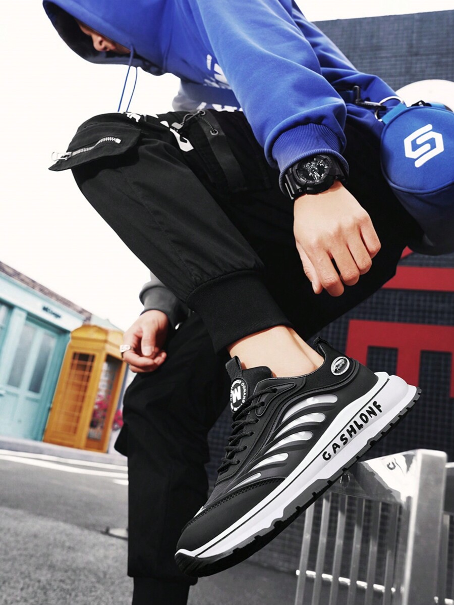 Outdoor Breathable Black & White Men's Sport Shoes With Durable Laces ...