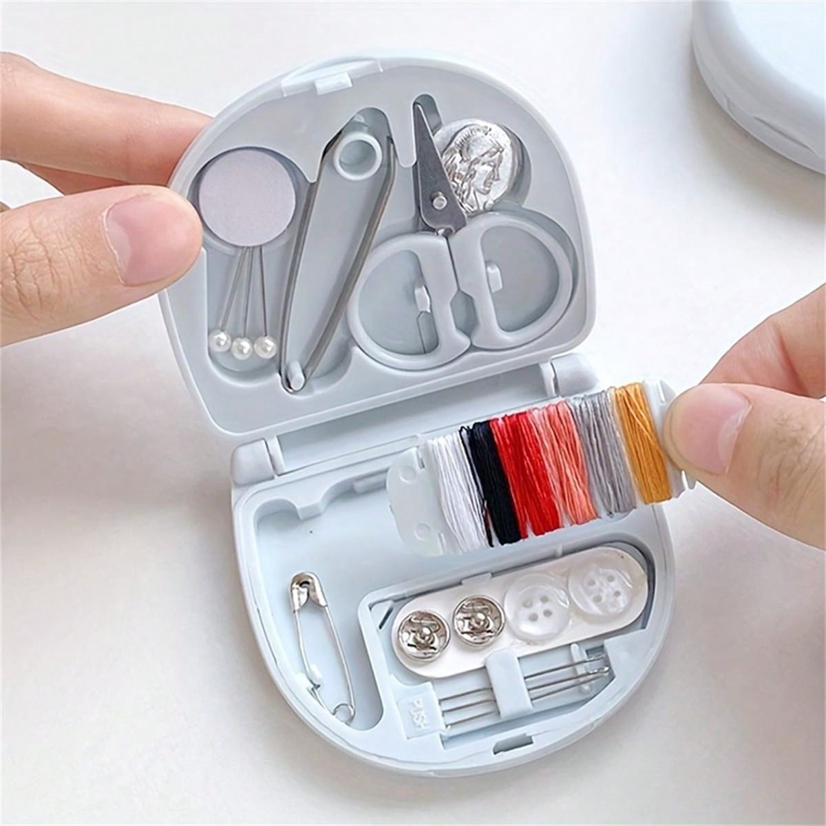 1 Set Of Mini Sewing Box, Portable Small Sewing Kit, Mini Scissor ...