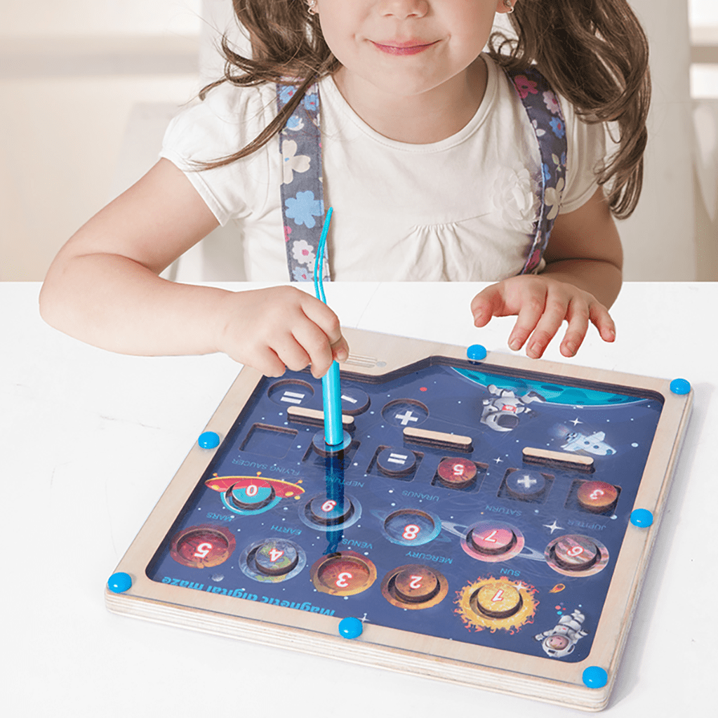 Tablero De Laberinto Con Imán Temático Del Espacio Con Ocho Planetas ...