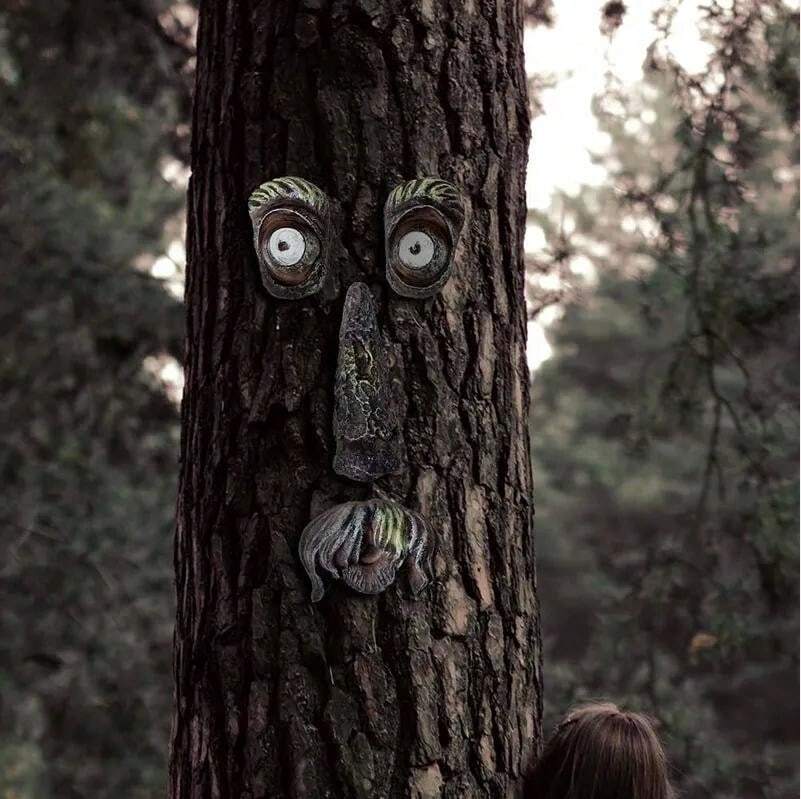 Funny Old Man Tree Face Hugger Garden Art Outdoor Tree Amusing Old Man ...