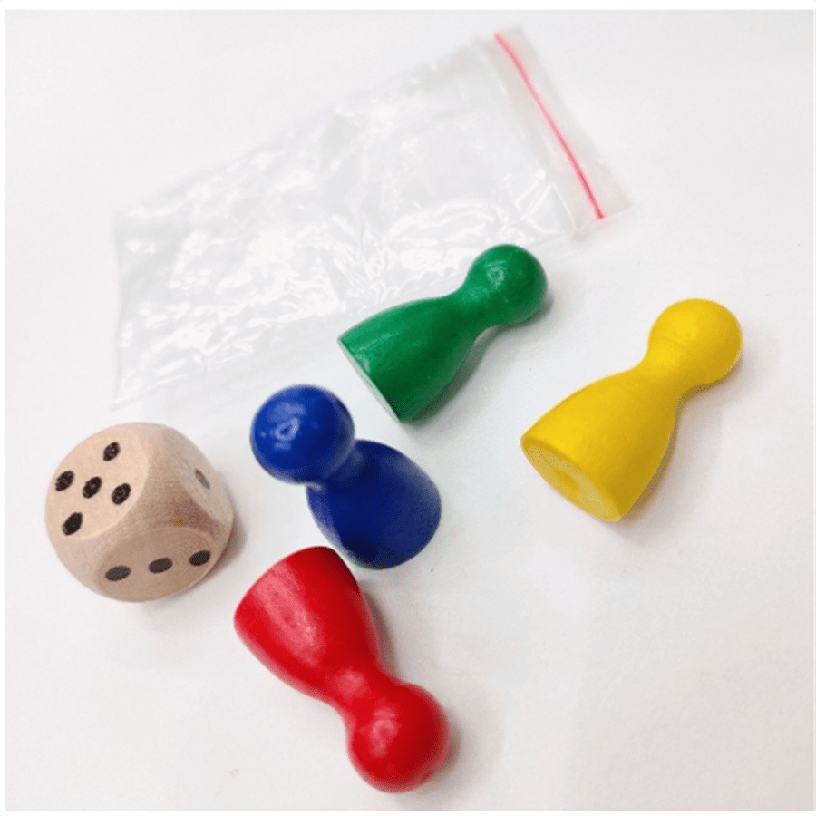 20pcs Random Wooden Chess Pieces And Dice Set For Board Games ...