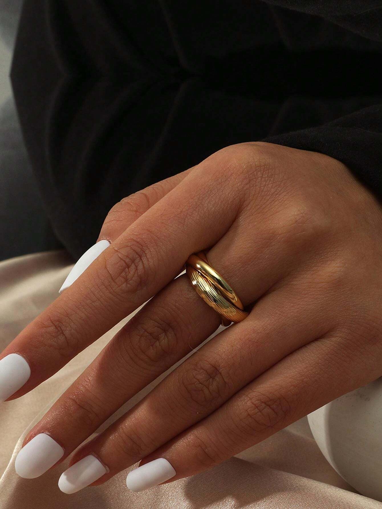 1pc Crossed Three-Ring Design Simple Couple Ring | SHEIN USA