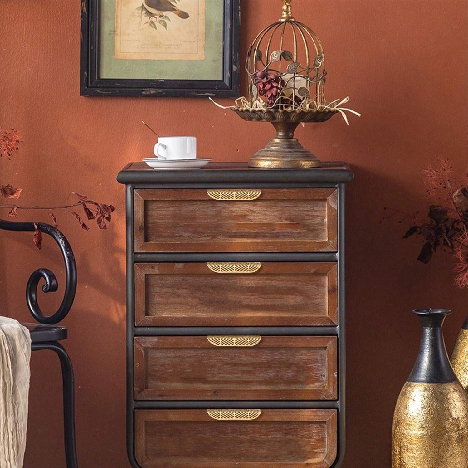 Bright Gold Cabinet Knobs Kitchen Cabinet Pulls With Vintage Cupboard ...