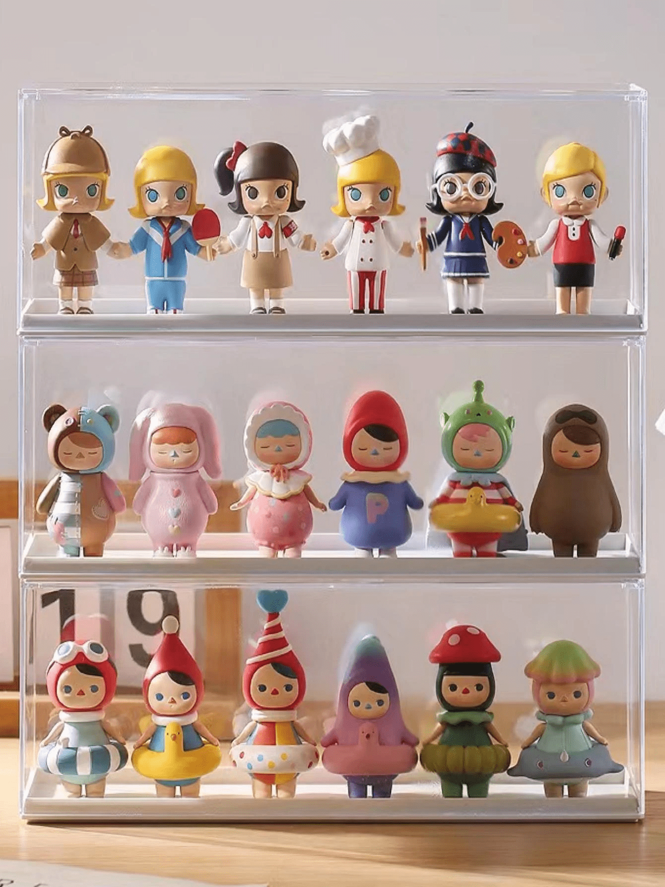 Hand-Made Display Box Doll Display Shelf Transparent Stackable Dust ...