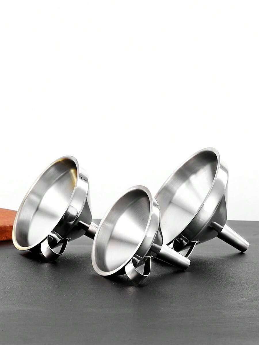 Stainless Steel Funnel, Stackable, With Polished Finish, Wide Mouth ...