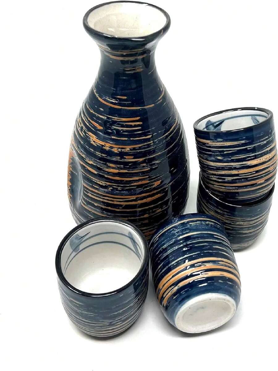5-Piece Ceramic Japanese Sake Set With 1 Carafe And 4 Cups - Blue ...