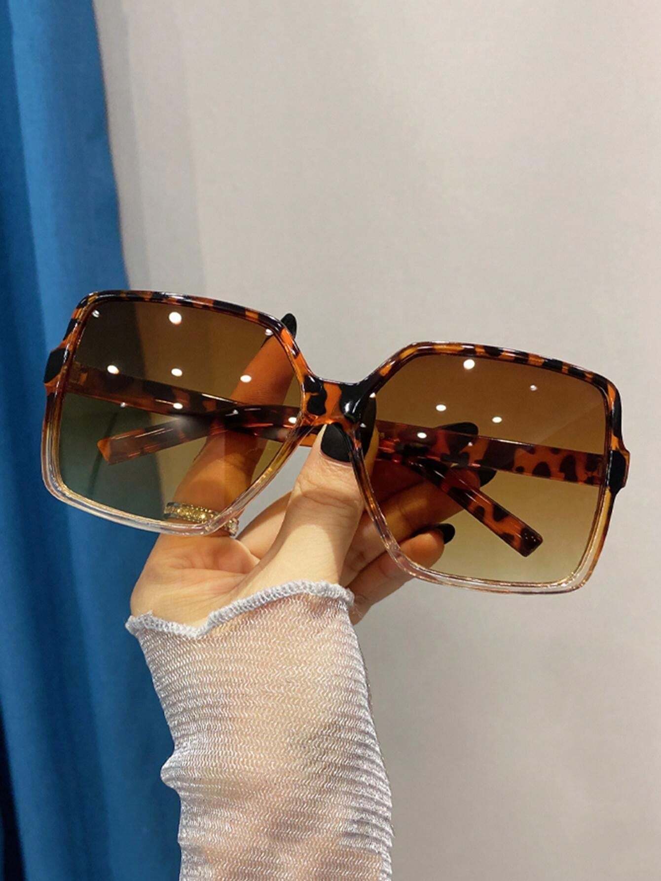 Gafas de sol de gran tamaño con marco cuadrado en estilo europeo y ...