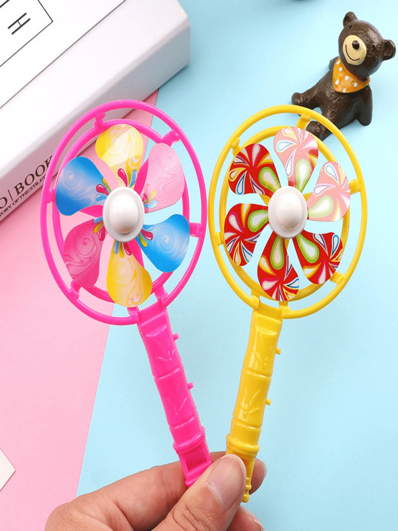 10pcs Cute Windmill Whistle & Candy Color Party Favours & Cheer Prop ...