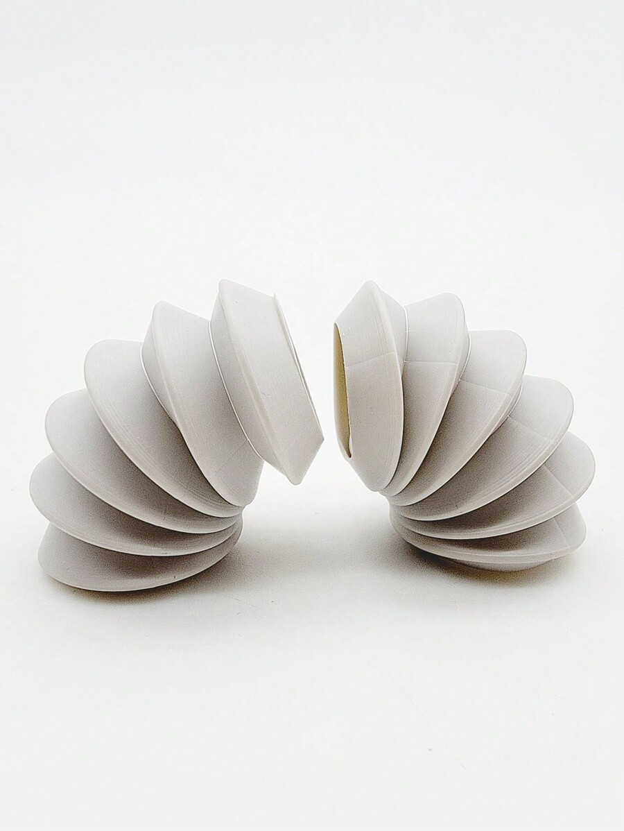 2pcs Fracture Voice Maker Magic Tricks Gags Scary Prank Props Creative ...