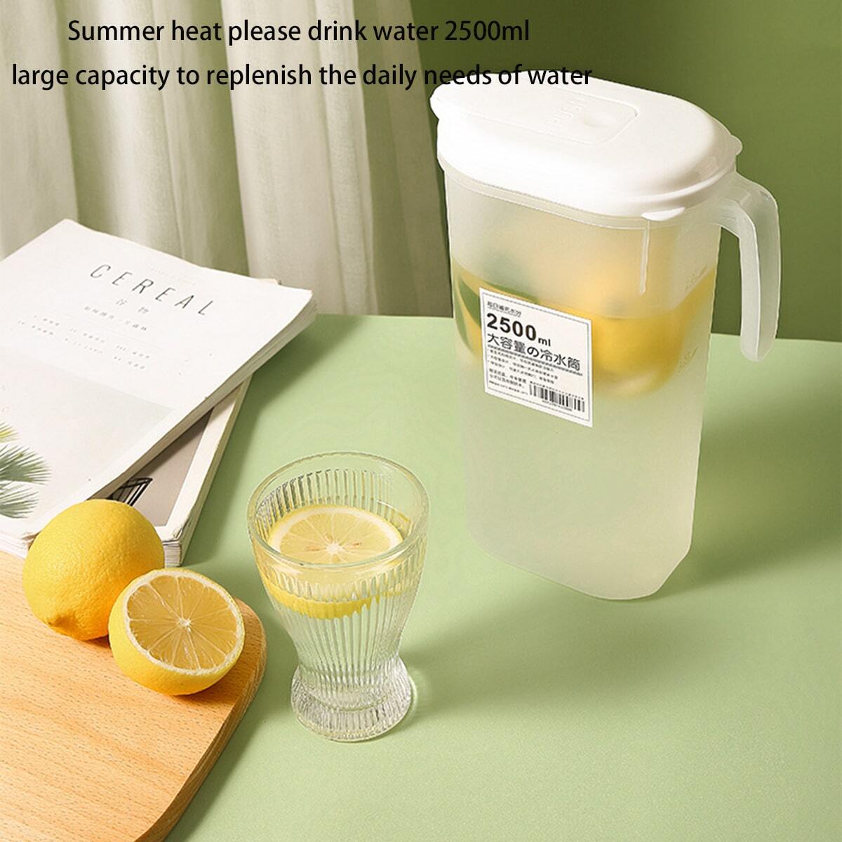A Japanese Style Refrigerator Cold Water Kettle With A Large Capacity ...