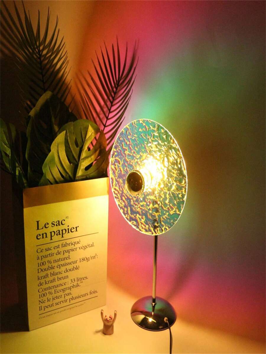 New 2024 Atmosphere Desk Lamp With Light And Shadow Effect. Color ...