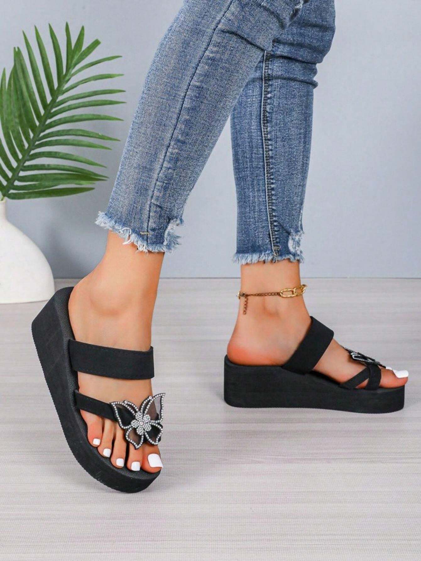 Nuevas Chanclas de playa de tacón alto de mujeres, moda de verano con ...