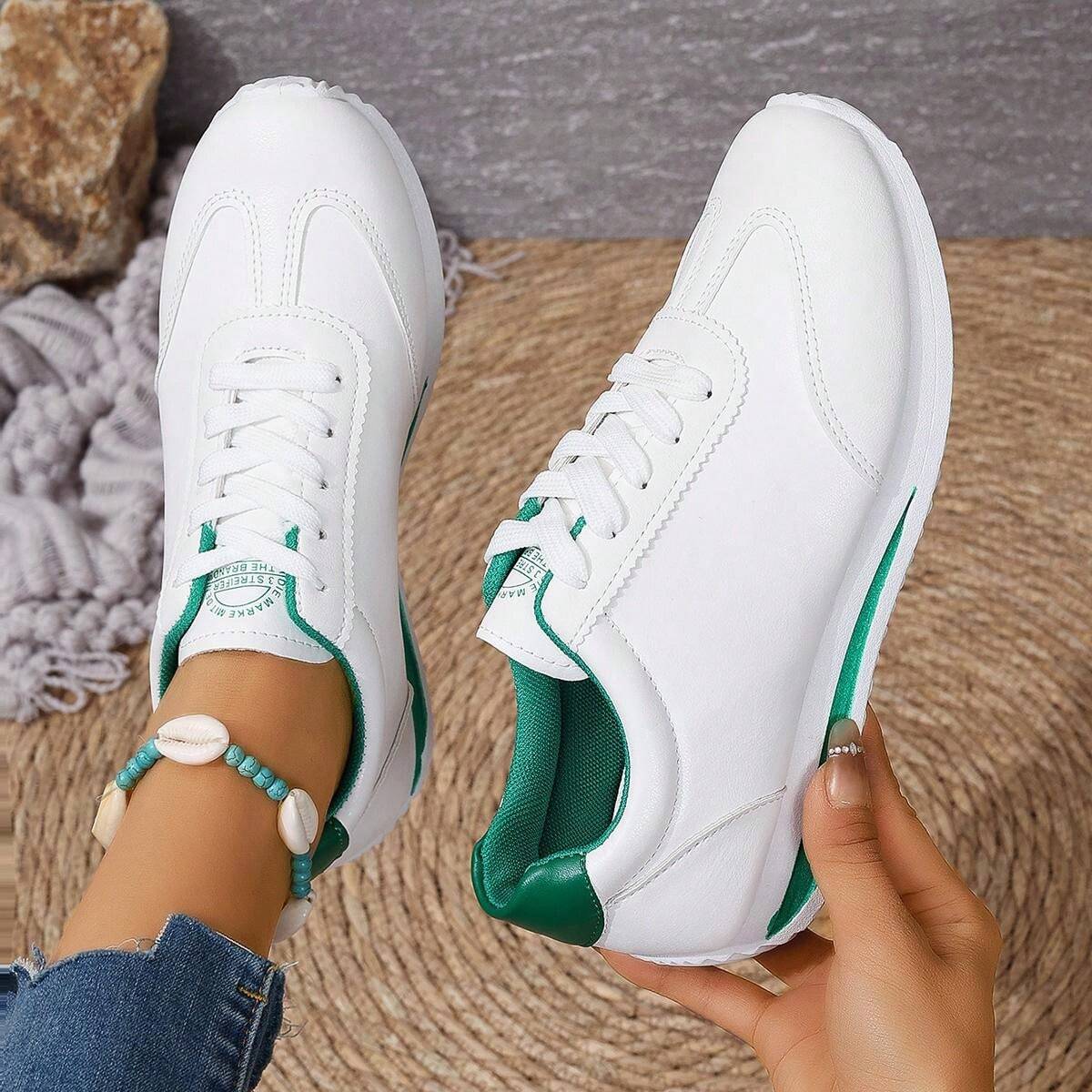 Stilvolle Leichte Sommer Sneaker Damen Ebenbild