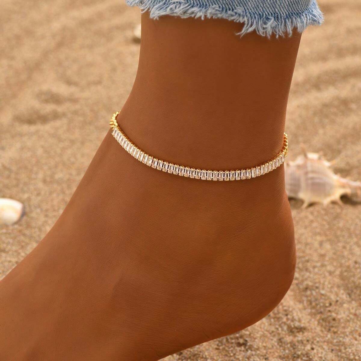 An Exquisite Metal Textured Rectangular Anklet With Rice Grain Pattern ...