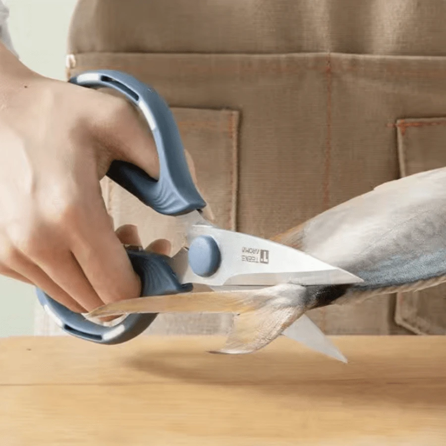 A Multifunctional Home Kitchen Scissor With Sharp Crystal Blades, Rust ...