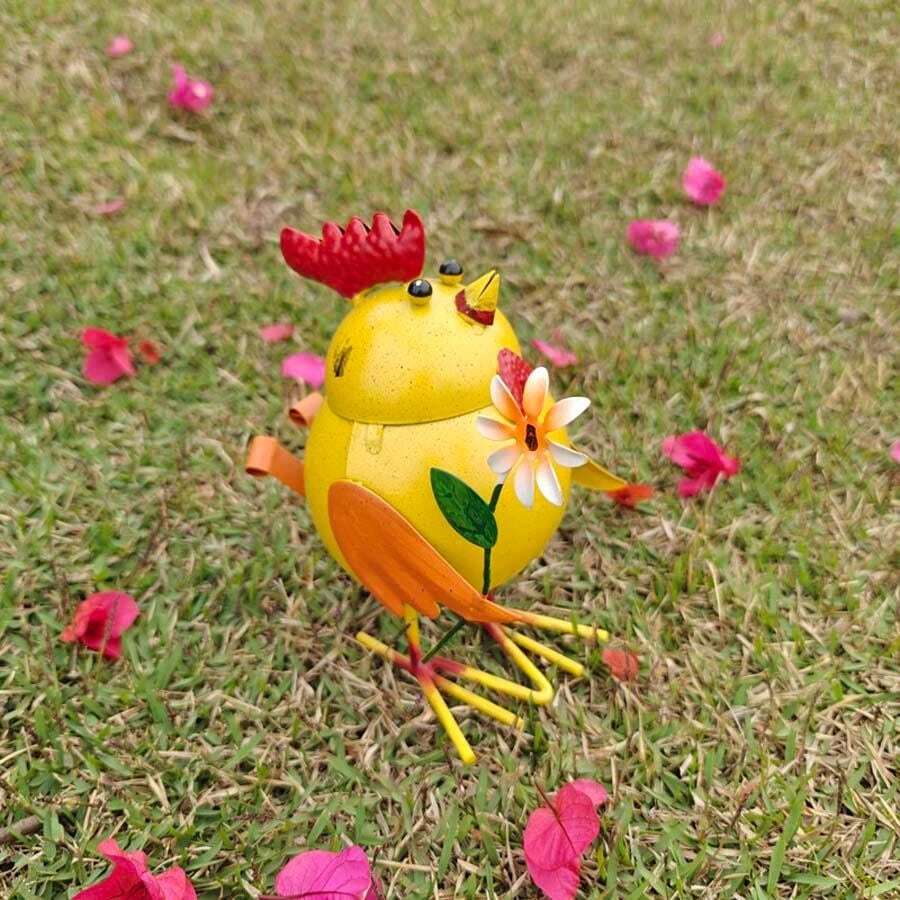 Garden Metal Wobble Chick Figurine Outdoor Decor - Cute Metal Chick ...