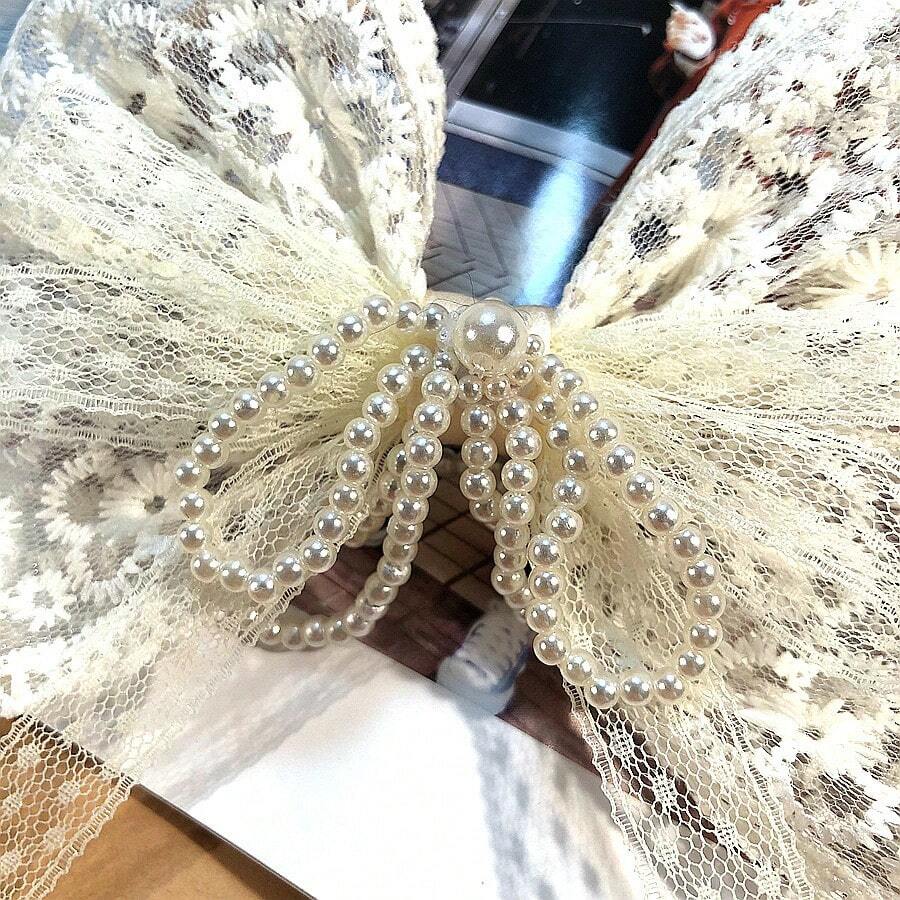 (One Piece) 101 Original Design Hollow Out Bow Hair Clip Elegant Style ...