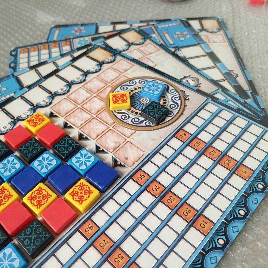 AZUL Family Entertainment Strategic Tile Placement Game For 2-4 Players ...