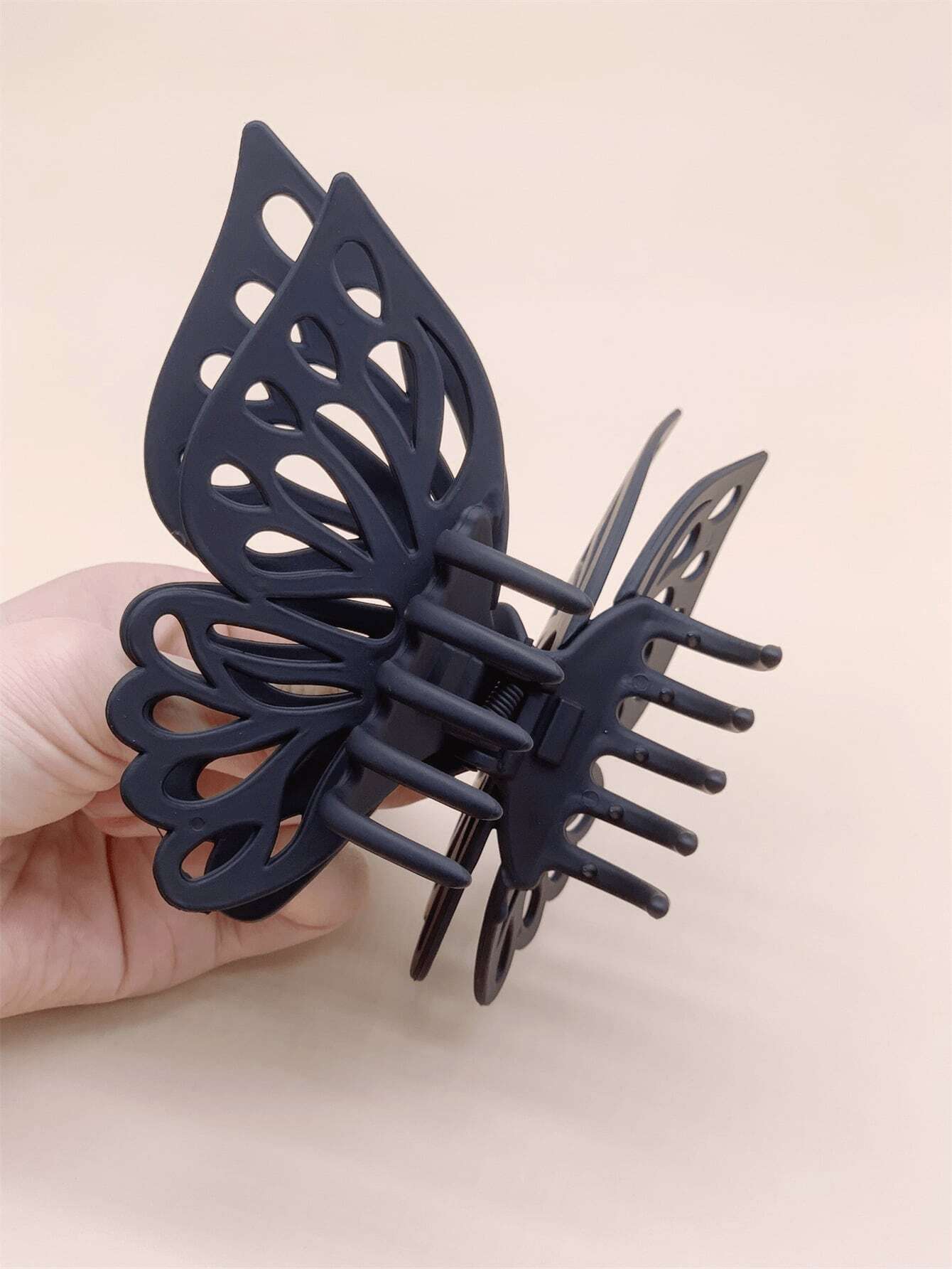 Summer Double-Layered Large Hollow-Out Butterfly Claw Clip Women ...