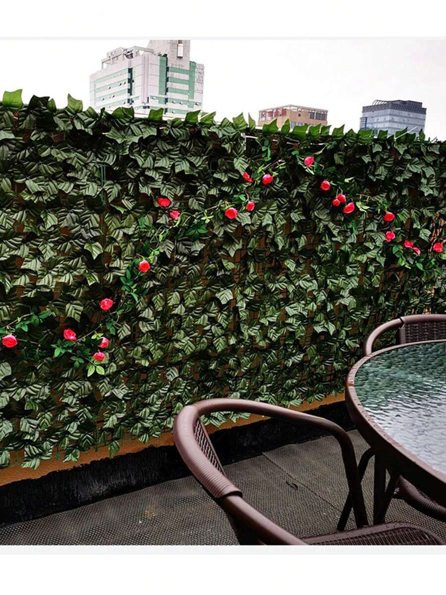 Artificial Fence With Simulation Green Plant Leaves, Lattice Netting ...