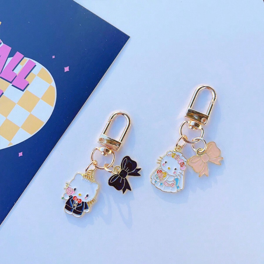 1 Pair [Licensed] Keychain Bride And Groom Cute Cartoon Small Pendant ...