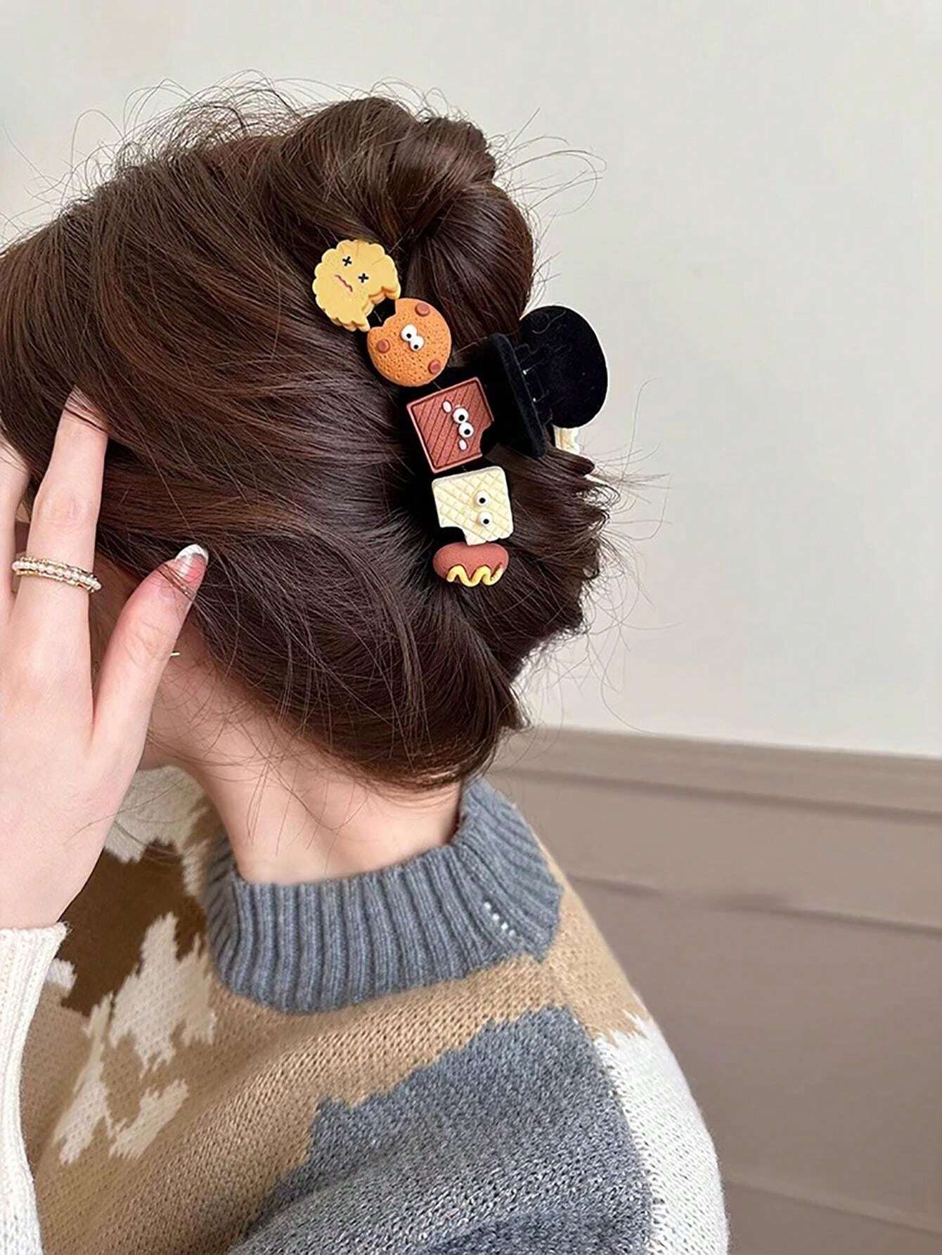1pc Cute Cartoon Biscuit Hair Claw, High-End Hair Accessory For Snack ...