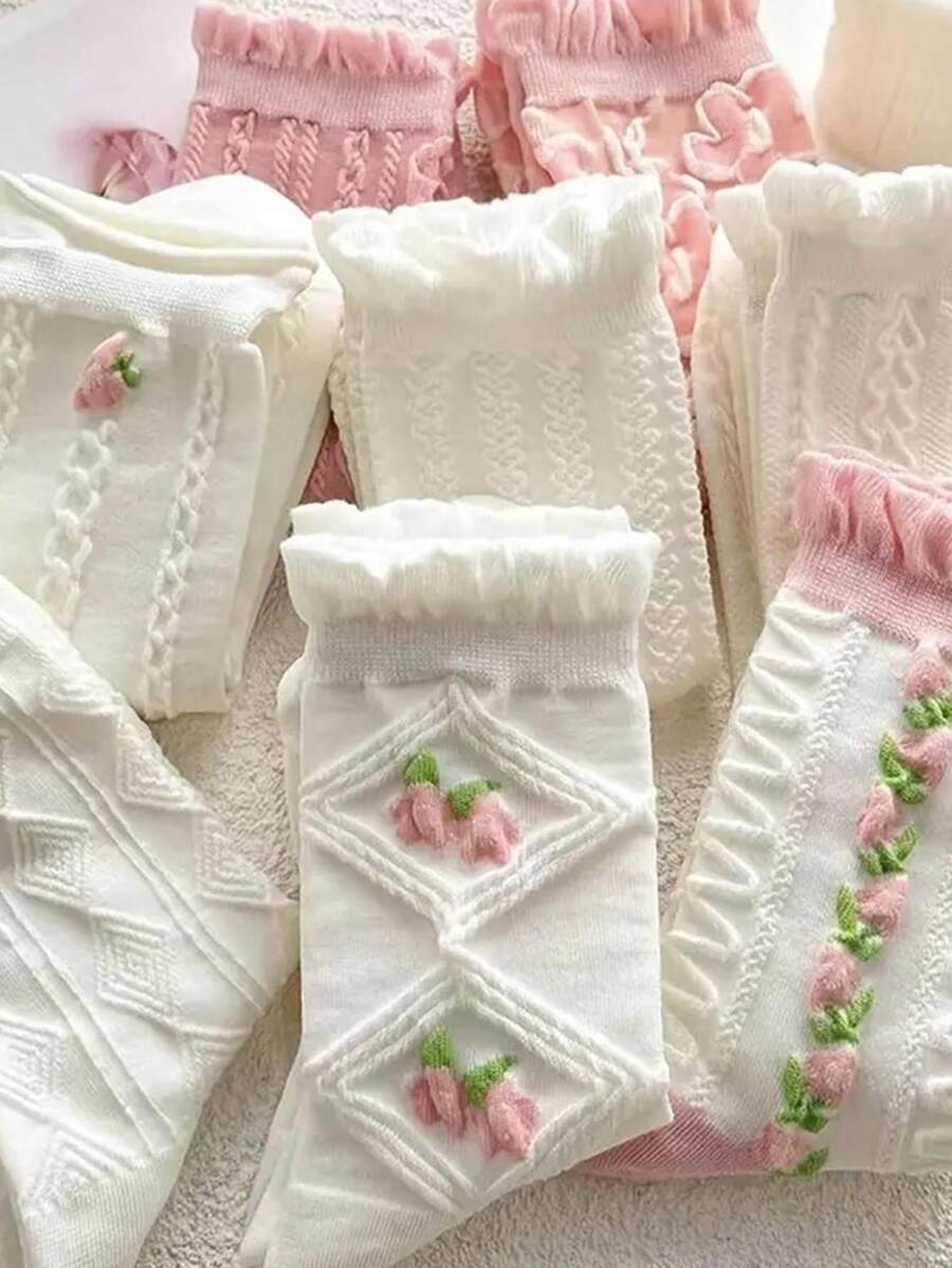 5 Pairs Of Korean Version Of Fashionable Mid-Rise Socks Are Cute And ...