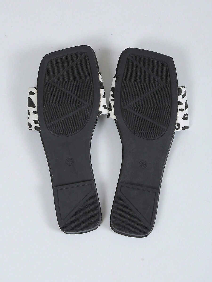 2024 New Fashion Women's Flat Cow Pattern Slip-Resistant Outside Wear ...