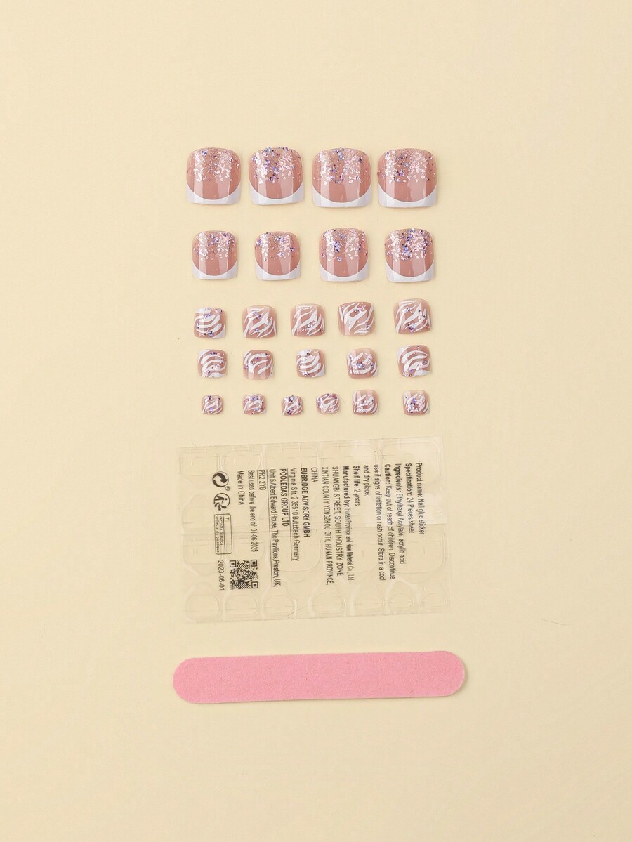 Upgrade Your Look With This 24pcs Short Square Toe Nail Set. Features ...