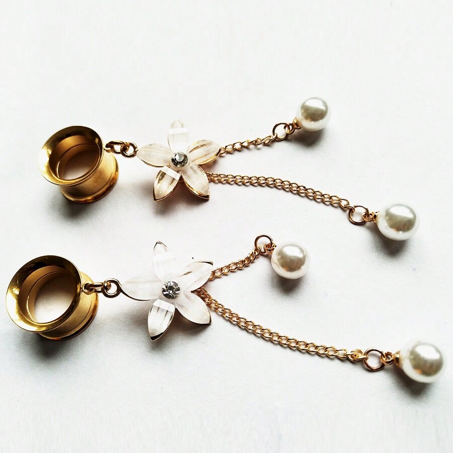 2PCS Pearl Dangle Gauges For Women 18K Gold Plated Dangling Ear Plugs ...