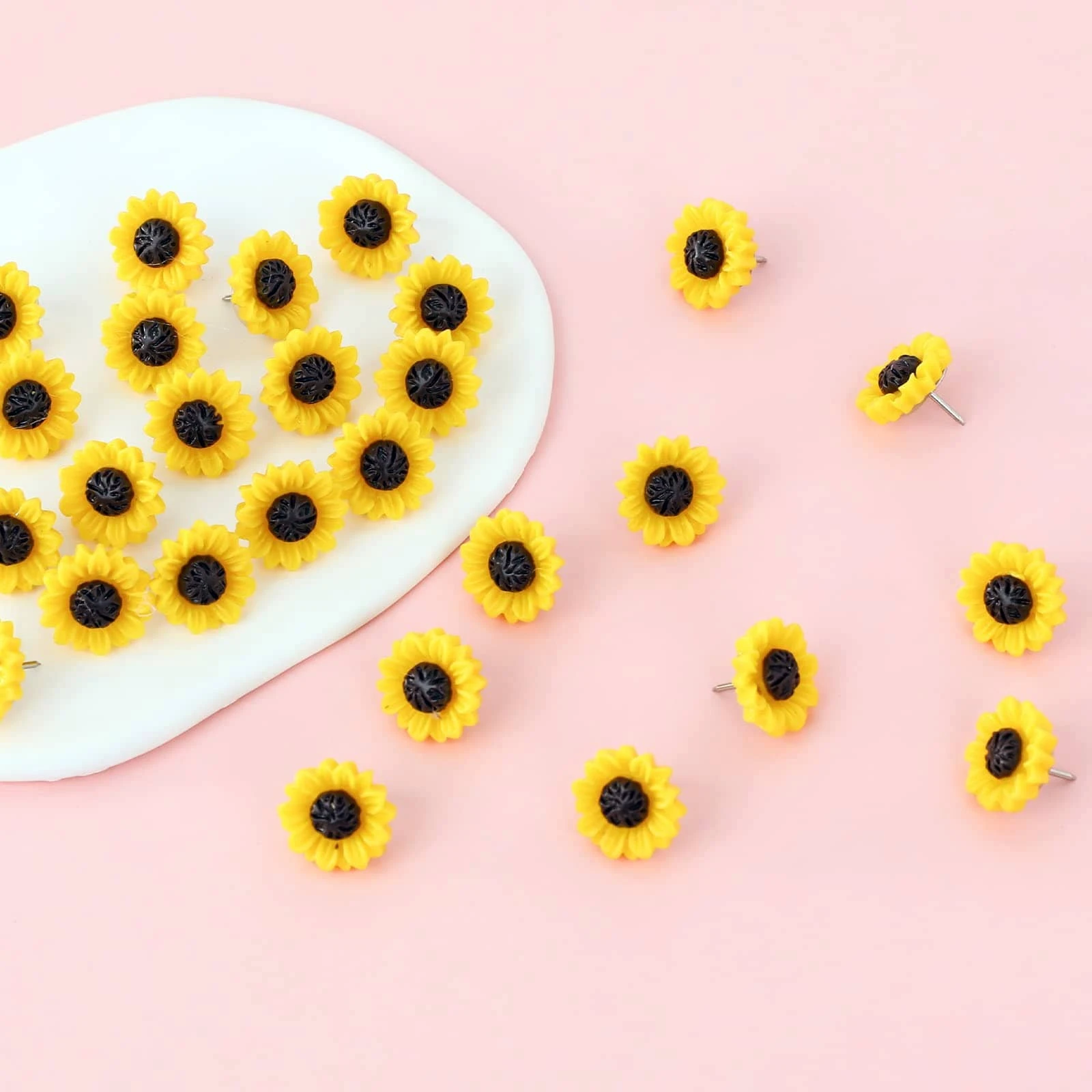 20 Packs Of Sunflower Thumbnails - A Vibrant Sunflower Design With Flat ...