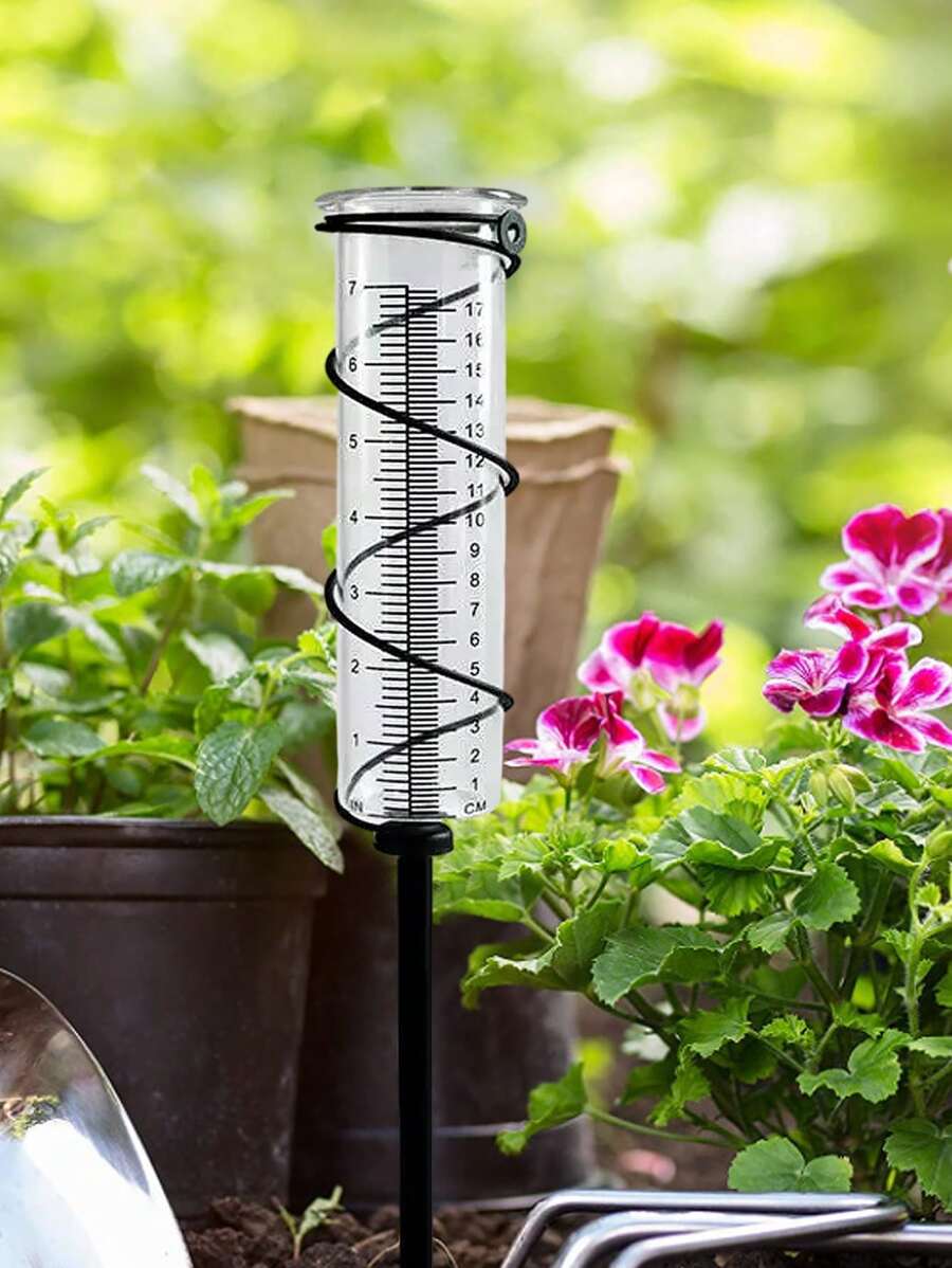1pc Iron Rain Gauge Outdoor Rainwater Measuring Cylinder Garden Tool ...