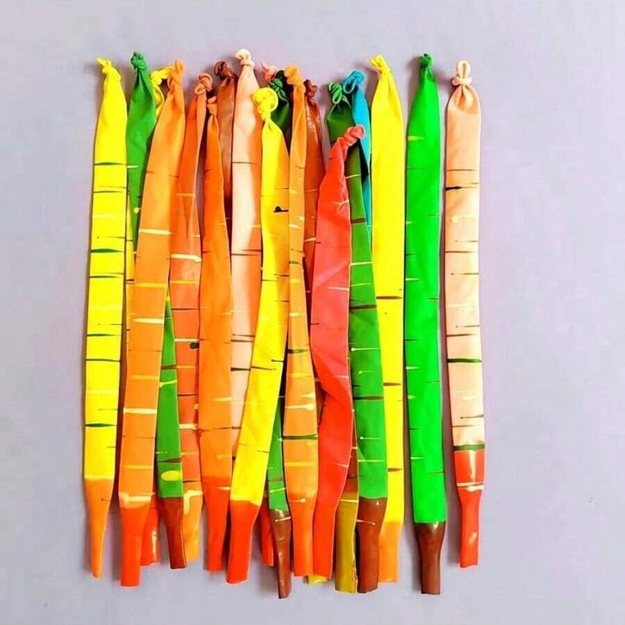 Inflatable Flying And Squeaking Long Rocket Balloon, Thickened Latex ...