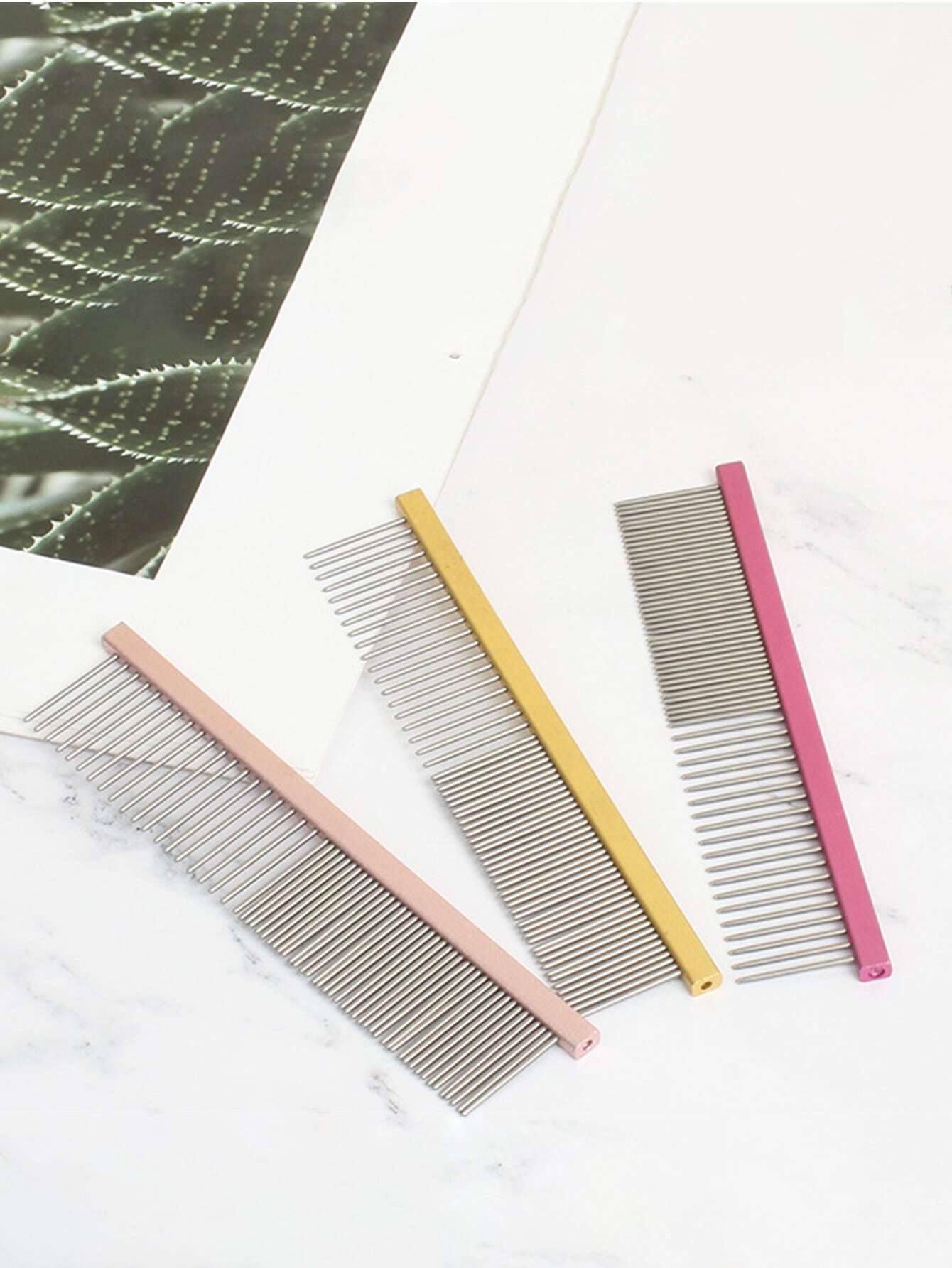 Stainless Steel Dog And Cat Comb With Rounded Teeth For Gentle Tangle ...