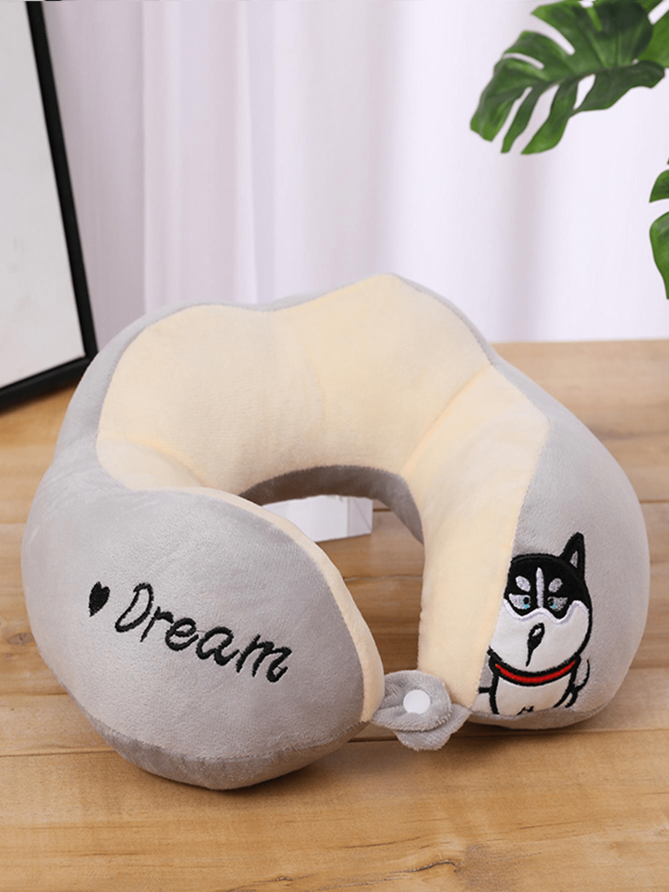 Embroidered U-Shaped Travel Neck Pillow, Portable Neck Support Pillow ...