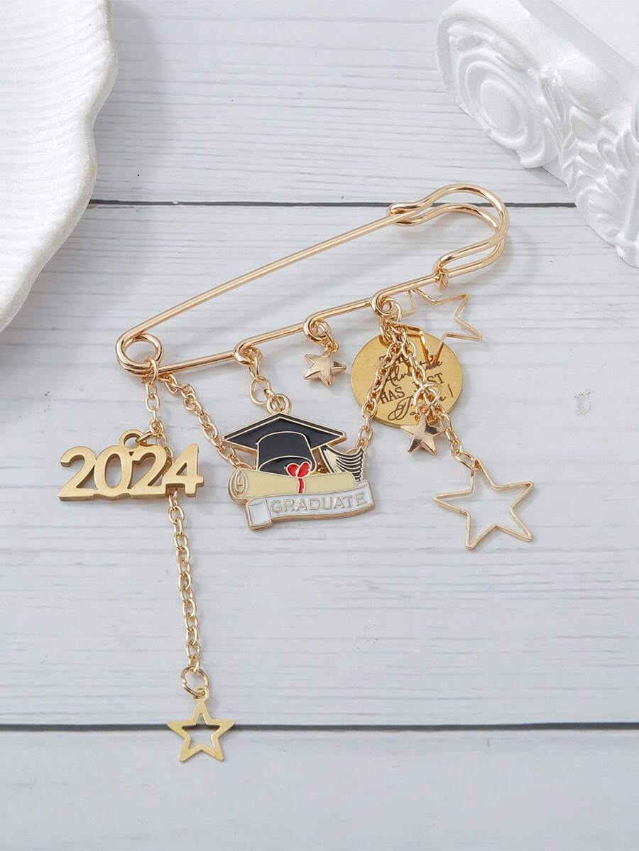 2024 Graduation Cap & Gown Brooch Pendant, Creative Design Golden ...