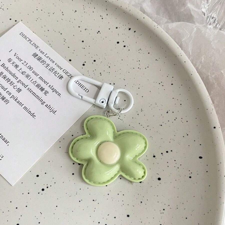 New Arrival Original Colorful Flower Keychain Labeled With Dopamine ...