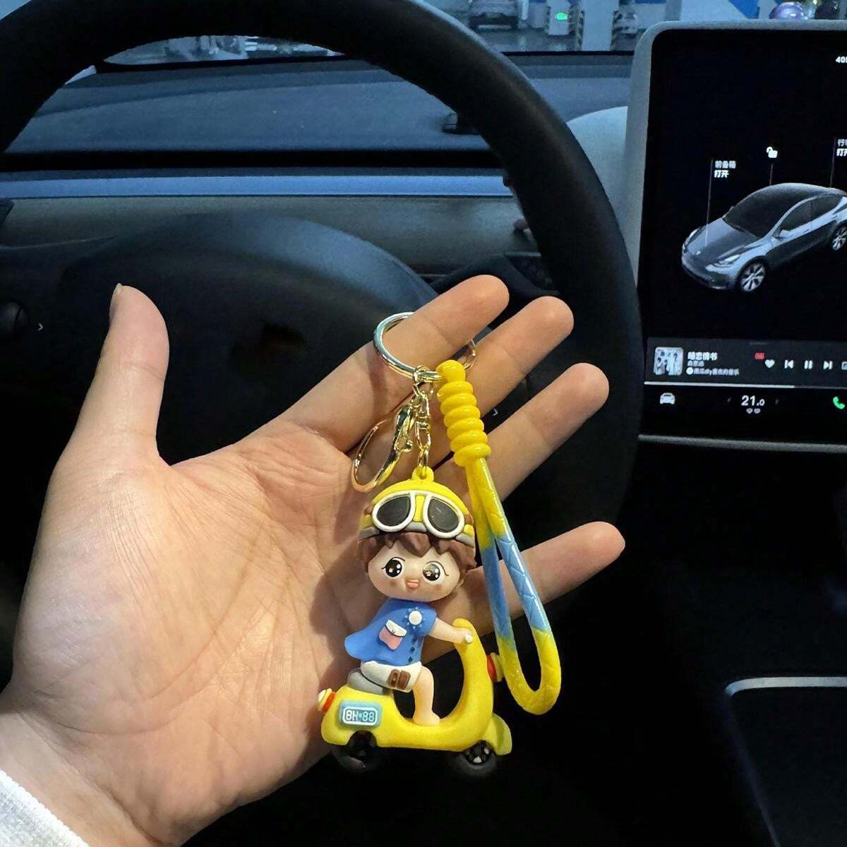 2024 New Electric Car Keychain For Boys And Girls, Cute Cartoon Car ...